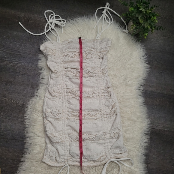 Showpo. | Dresses | Shallow Heart Dress In White Lace By Showpo Size 6 ...